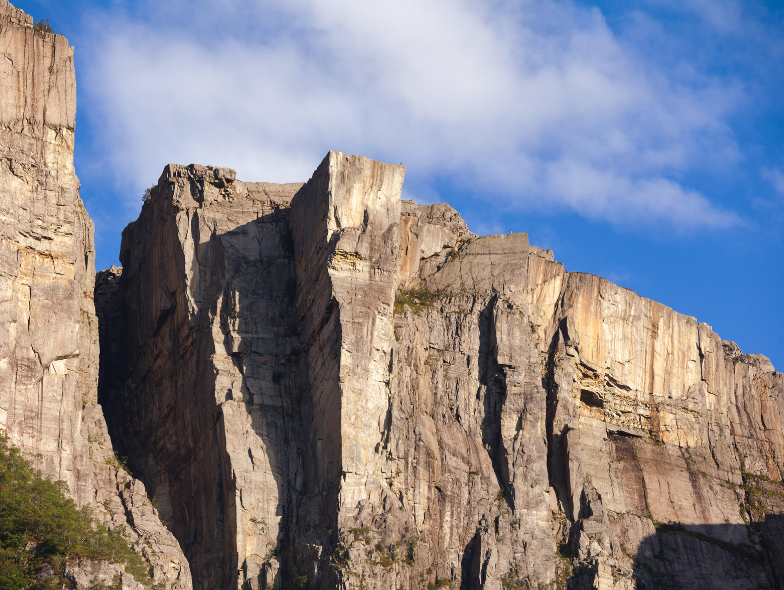 Drug Patent Expiries: a steep cliff or opportunity for... | CPHI Online