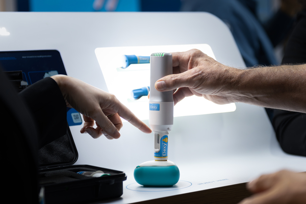 SHL Medical’s electromechanical autoinjector Elexy wins... | CPHI Online