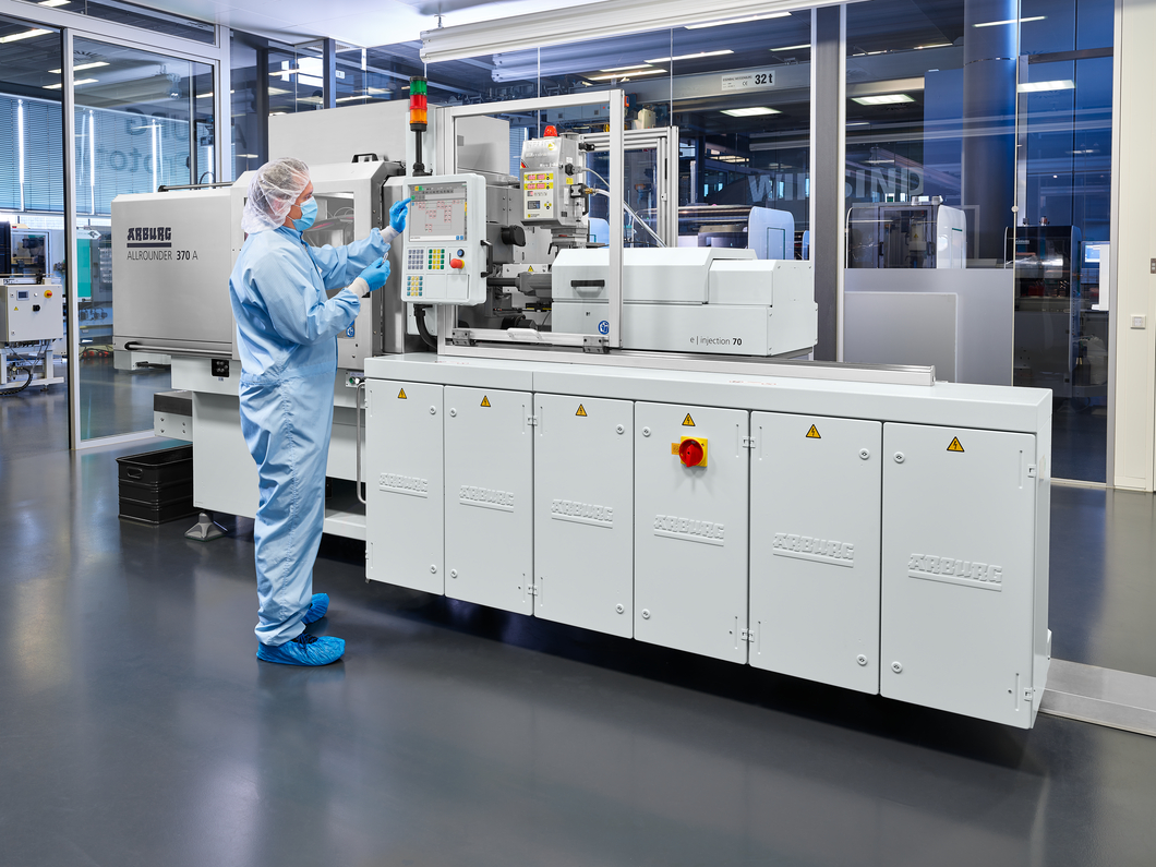 Clean-room technology | Arburg GmbH + Co KG | CPHI Online