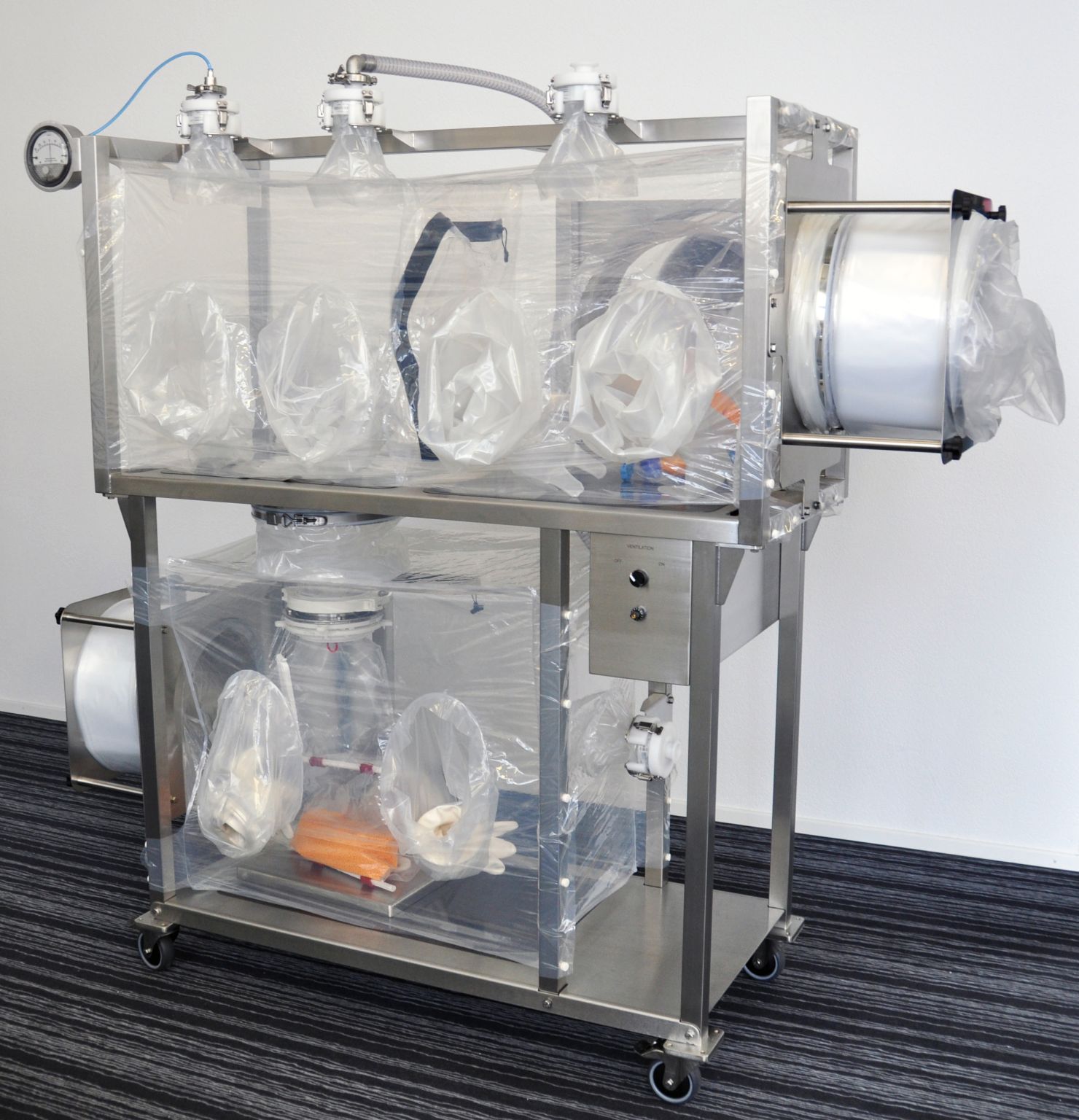 LUGAIA Liner continu et Isolateurs Flexibles | Pharm Alliance | CPHI Online