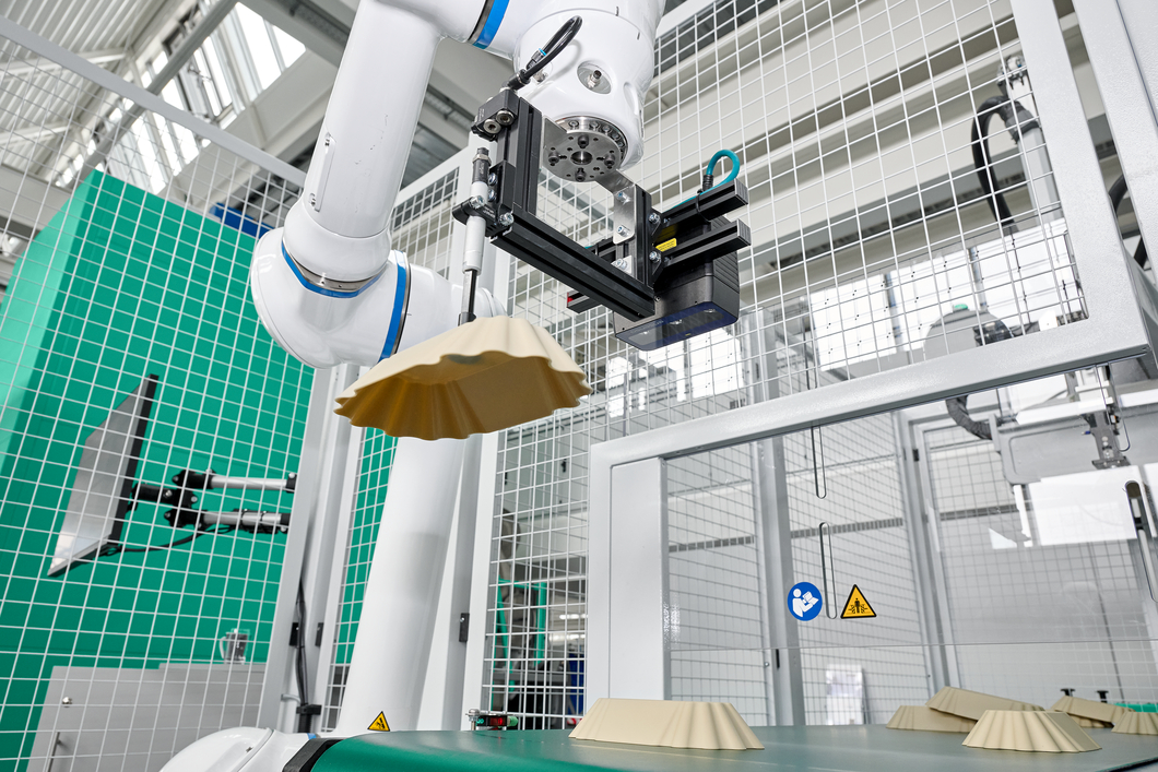 Robotic systems | Arburg GmbH + Co KG | CPHI Online
